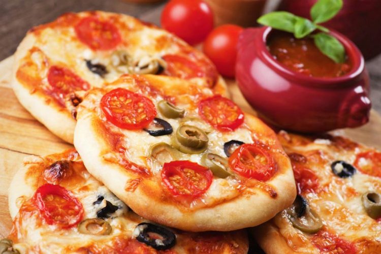 Mini Pica Perfekte Në Shtëpi - Receta E Ngrohtë E Shijes - AgroWeb