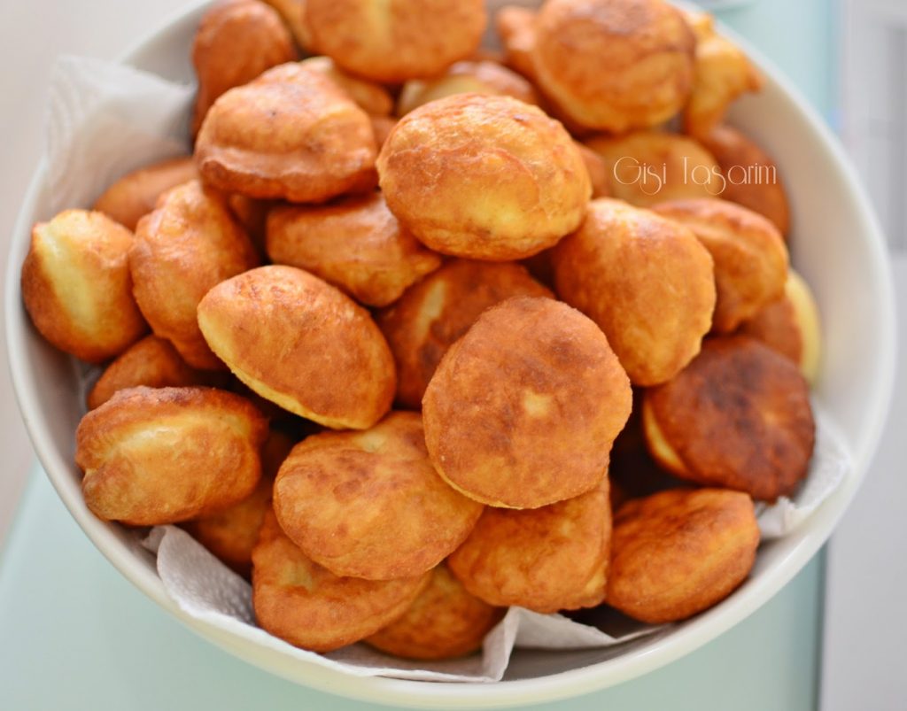 3 Ëmbëlsirat më të Njohura nga Tradita Shqiptare - AgroWeb