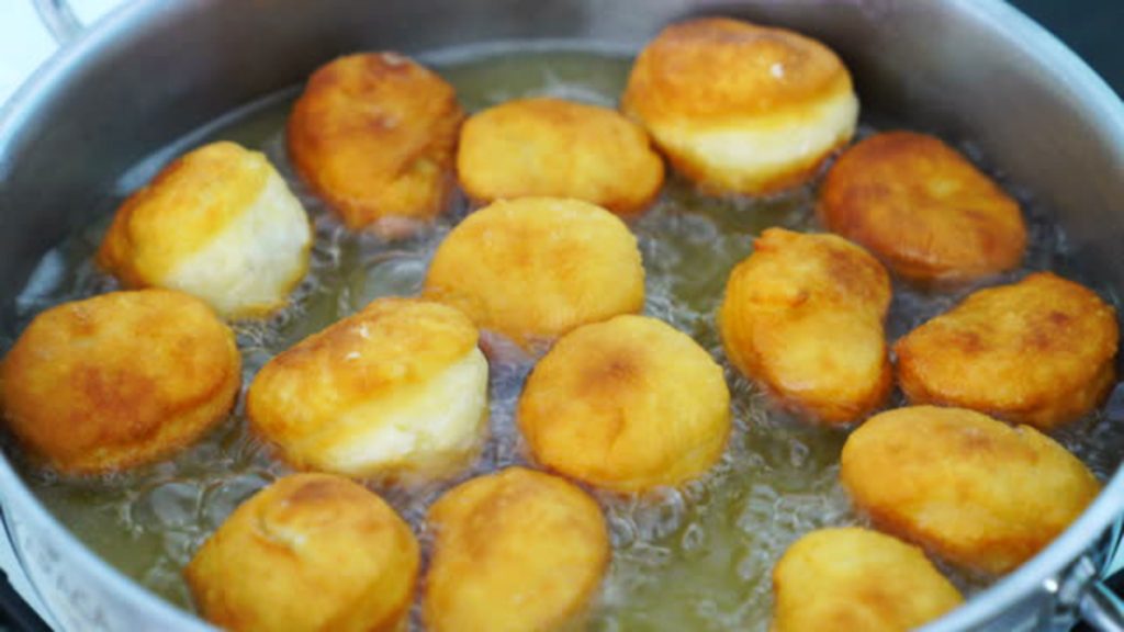 Petulla me Kungull – Receta e Veçantë e Vjeshtës - AgroWeb