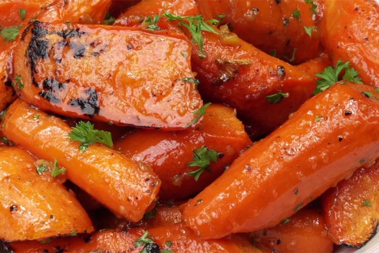 Karrota Të Pjekura Me Gjalpë Dhe Hudhër - Të Shpejta e Të Lehta - AgroWeb