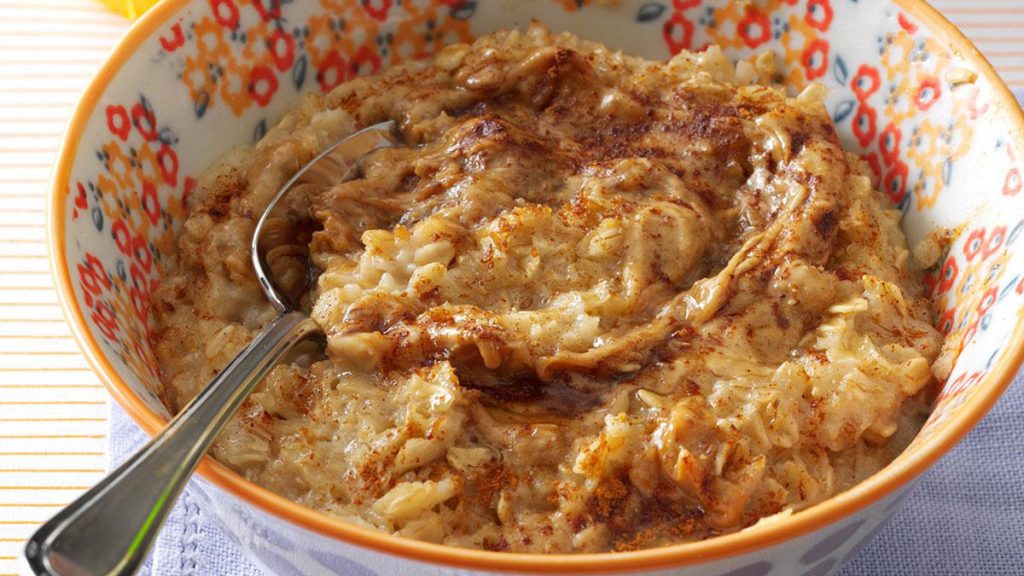 Tërshërë me Gjalpë Kikiriku dhe Banane - AgroWeb