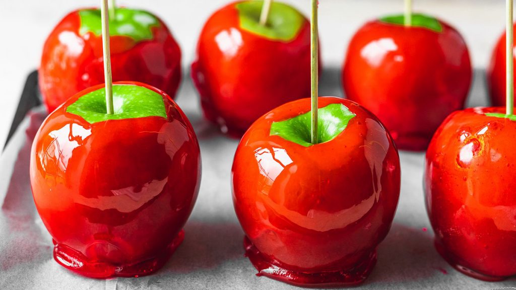 Si të Përgatisni Mollë Sheqeri në Shtëpi? - Receta e Shijes së ...