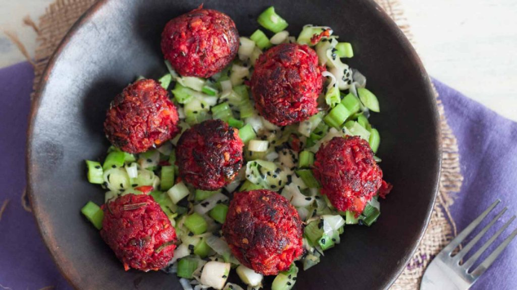 Qofte Me Panxhar Dhe Qiqra - AgroWeb