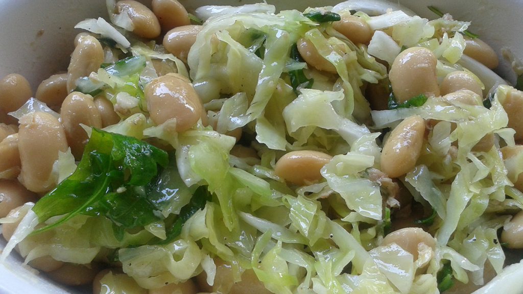 Receta E Lakrës Me Fasule - E Shpejtë Dhe E Shijshme - AgroWeb