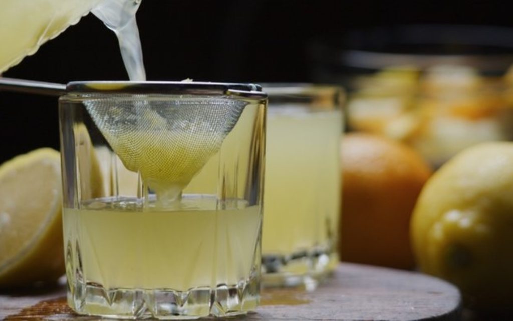 Shurupi i Limonit - Receta Për Imunitet të Fortë - AgroWeb